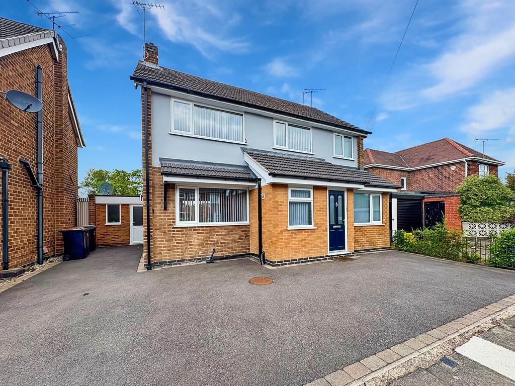 Property Details - Wallace Jones Estate Agents - Portland Road, Nottingham